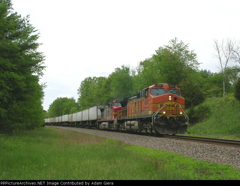 BNSF 4807